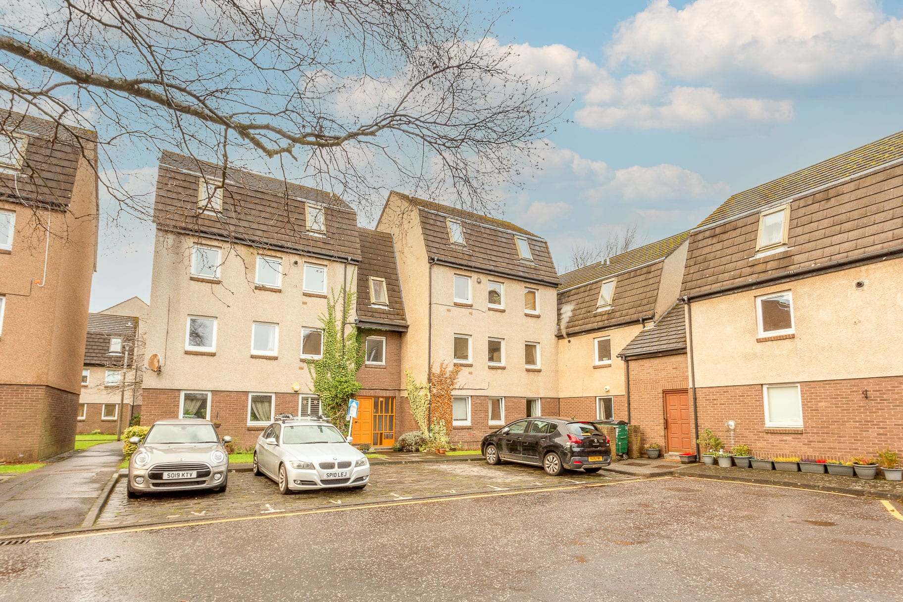 2/3 Liddesdale Place Edinburgh EH3 5JW - Cameron Stephen and Co