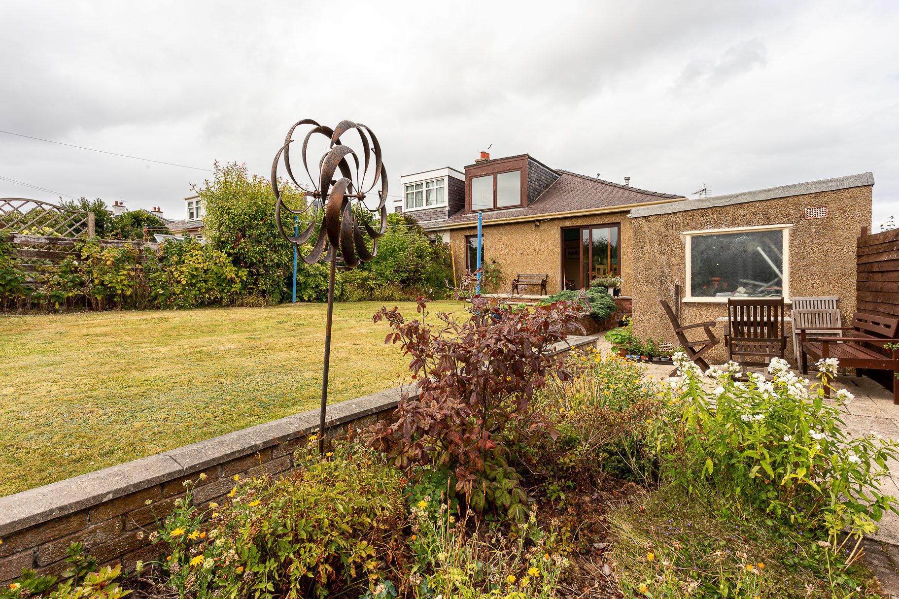 27 Ulster Crescent, Edinburgh EH8 7LD Under Offer - Cameron Stephen and Co